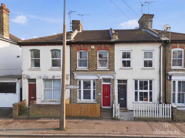 2 Bed For Sale in Southend on sea