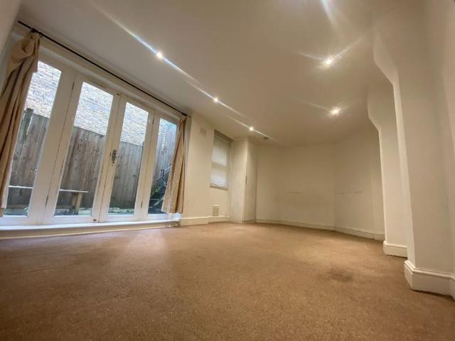 2 Bed Flat, Musgrove Road, SE14