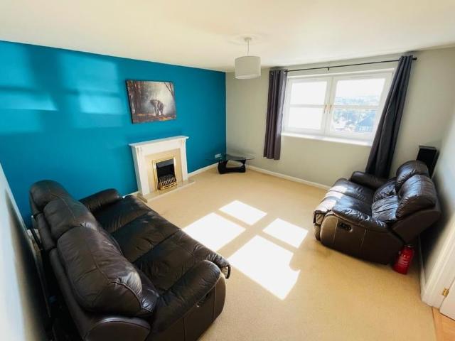2 Bed Flat, Margaret Place, AB10