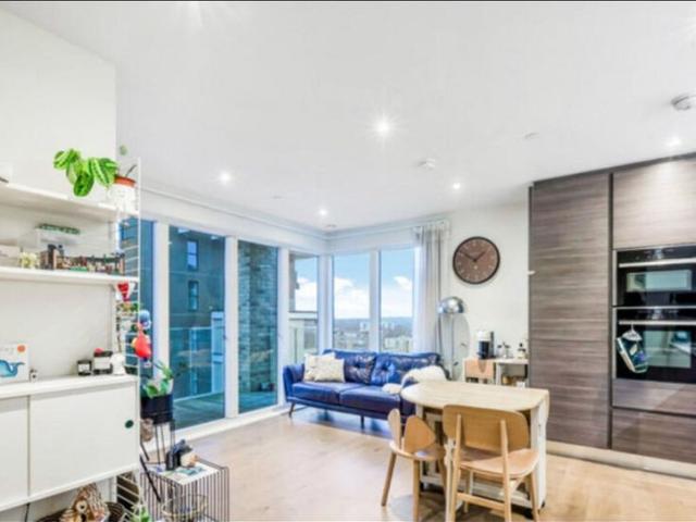 2 Bed Flat, Marsden House, SE3