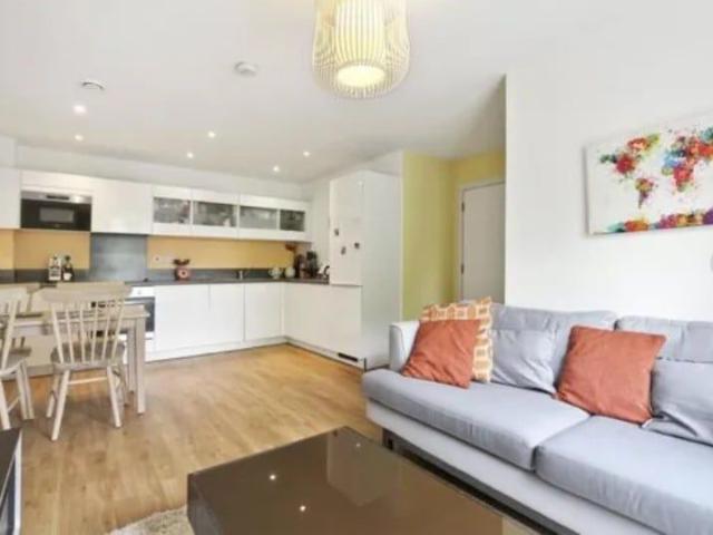 2 Bed Flat, Mcmillan St, SE8