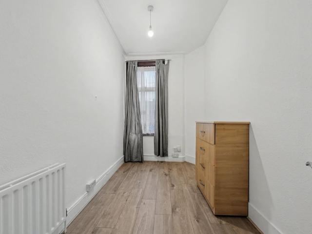 2 Bed Flat, Meads Road, N22