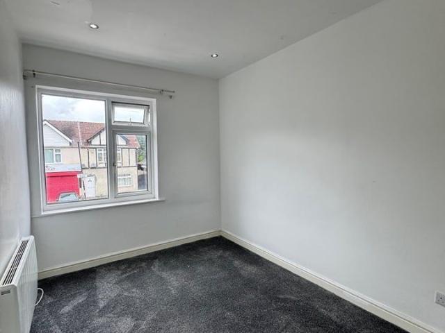 2 Bed Flat, Meldon Road, M13