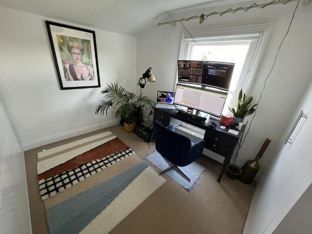 2 Bed Flat, Mervan Road, SW2