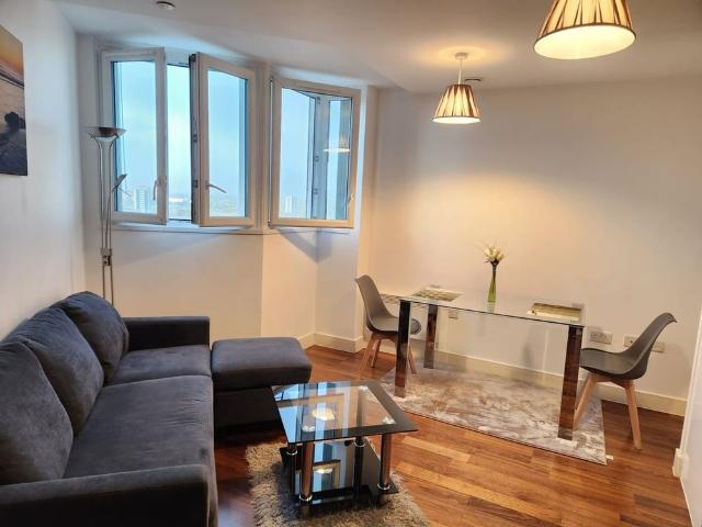 2 Bed Flat, Metropolitan House, B16