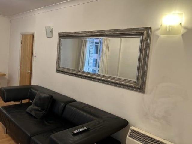 2 Bed Flat, Monument Street, EC3R