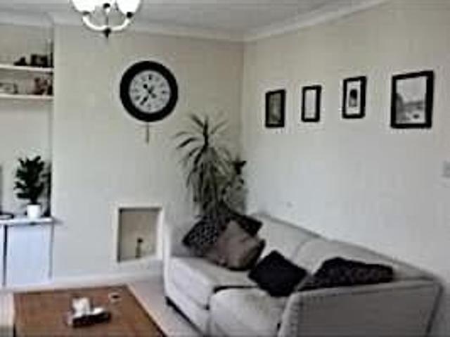 2 Bed Flat, Mount Ararat Road, TW10
