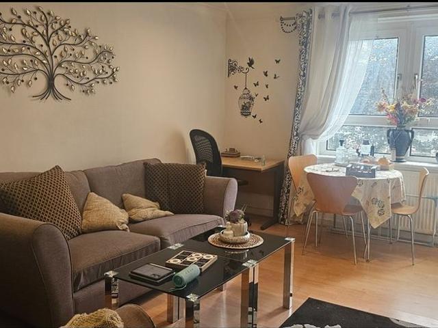 2 Bed Flat, Mount Florida, G42