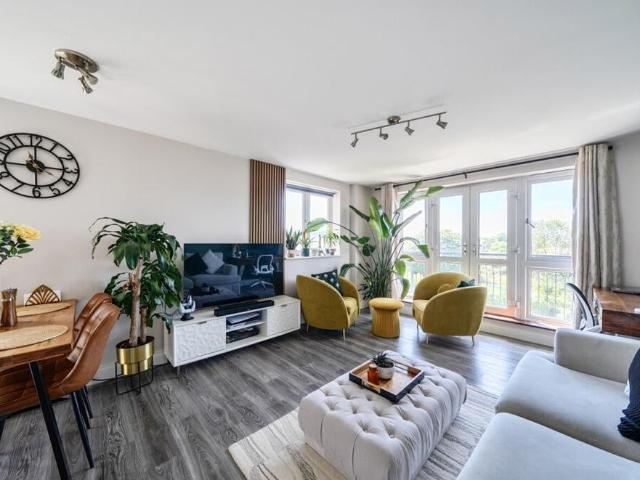 2 Bed Flat, Napier Road, RG1
