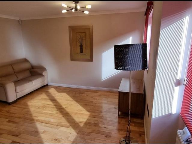 2 Bed Flat, Napiershall, G20
