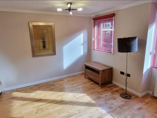 2 Bed Flat, Napiershall, G20