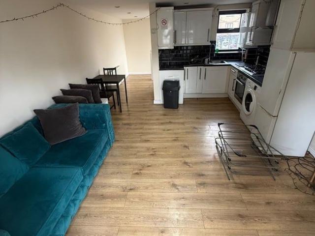 2 Bed Flat, New Cross, SE14