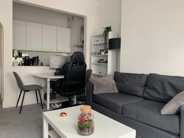 2 Bed Flat, New Kings Road, SW6