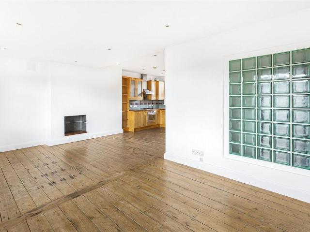 2 Bed Flat, New North Road, N1