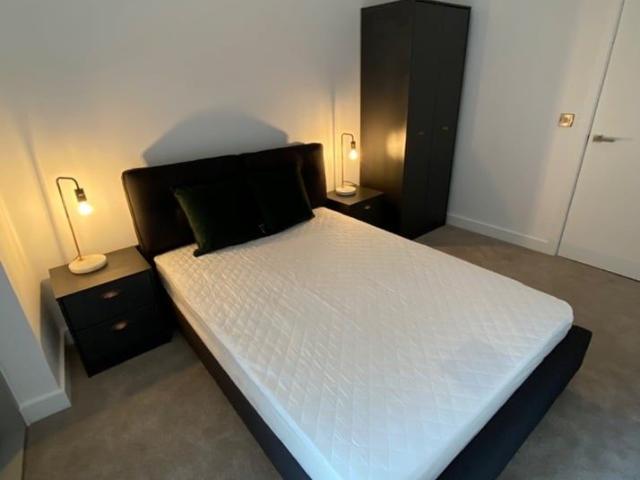 2 Bed Flat, Owen St, M15