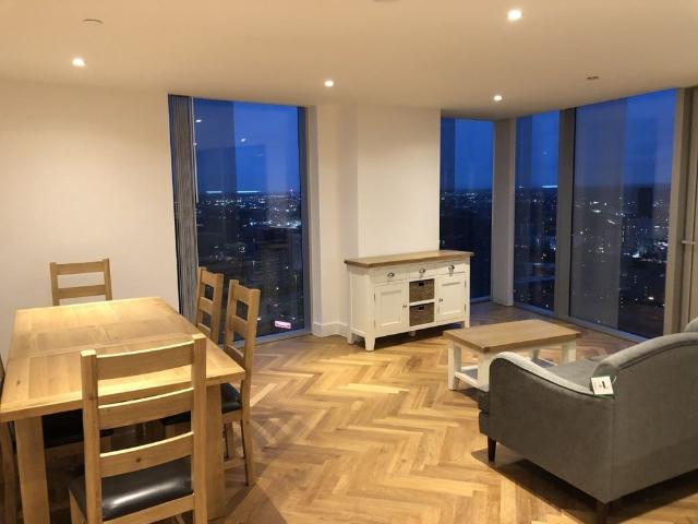 2 Bed Flat, Owen Street, M15