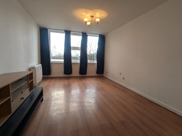 2 Bed Flat, Odessa Street, SE16