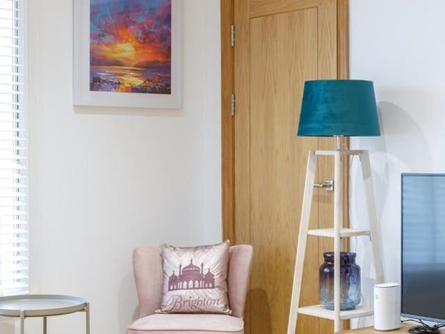 2 Bed Flat, Old Steine, BN1