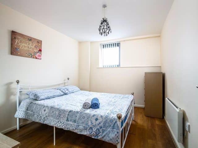2 Bed Flat, Oldham Street, L1
