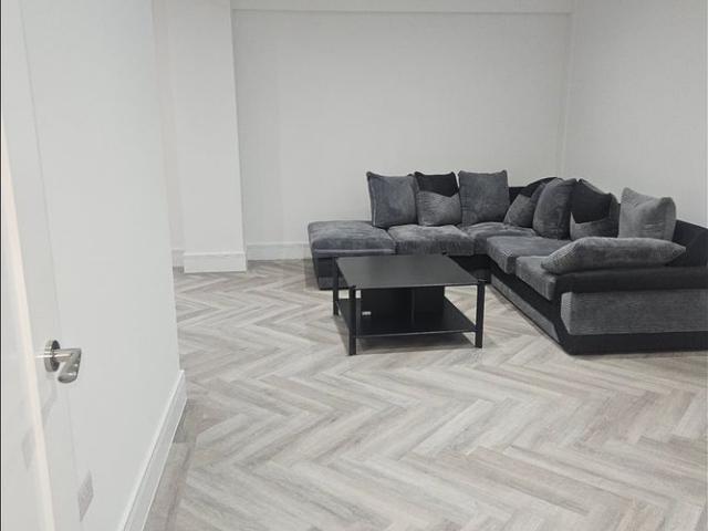 2 Bed Flat, Oldstreet, EC1V