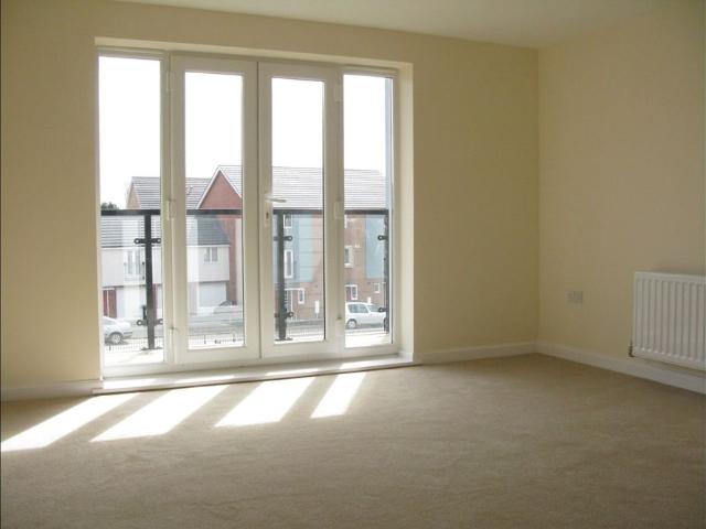 2 Bed Flat, Onyx Crescent, LE4
