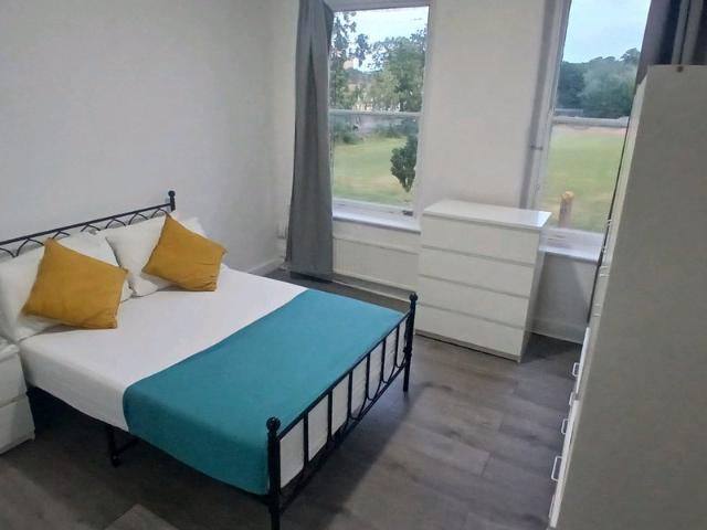 2 Bed Flat | Opposite Finsbury Park