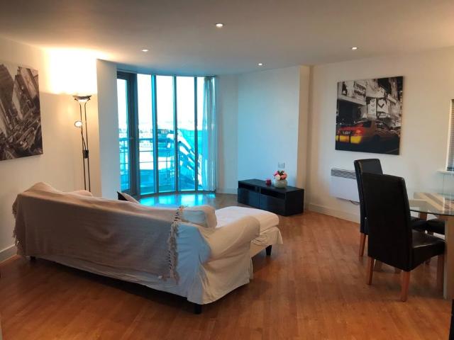 2 Bed Flat, Orion Building, B5