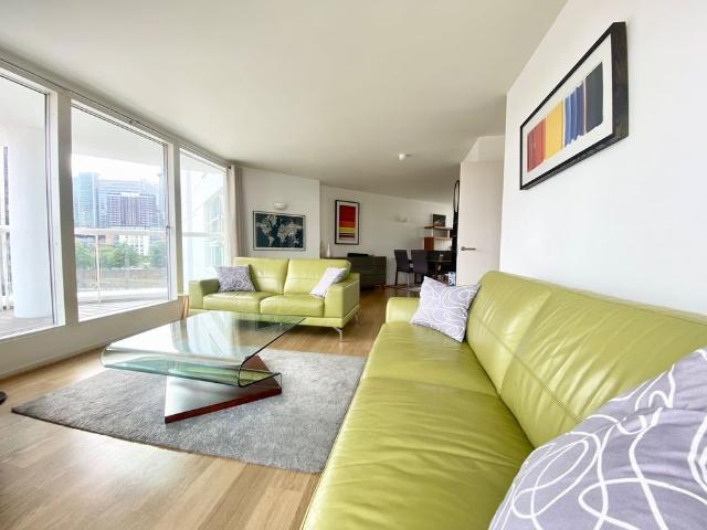 2 Bed Flat, Aurora Building, E14