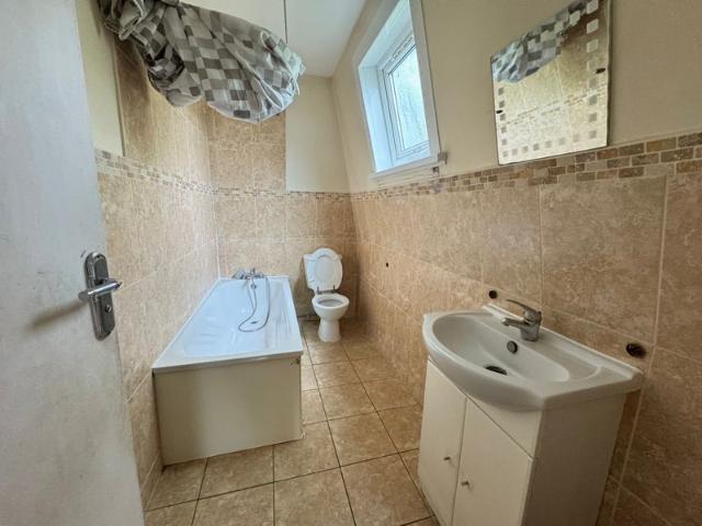 2 bed flat available TO LET Leytonstone