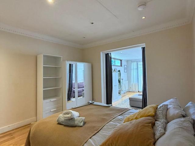 2 Bed Flat Available Now
