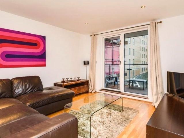 2 Bed Flat, Avalon, BN1