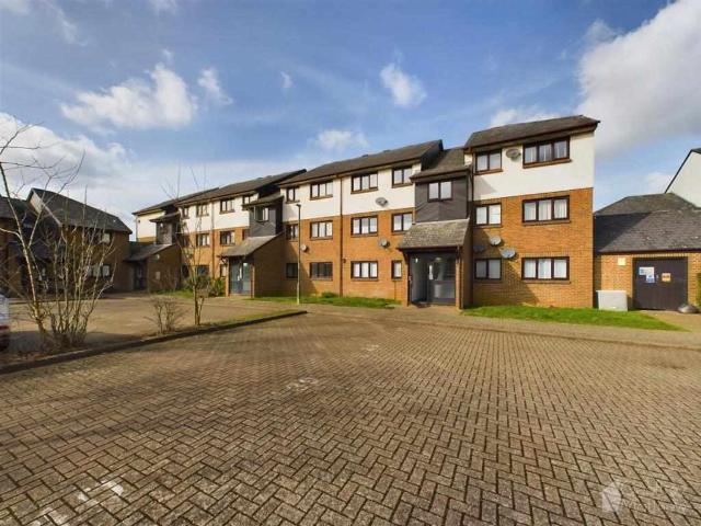 2 Bed, Flat, Aylets Field, Harlow, CM18 [INVESTMENT PROPERTY]