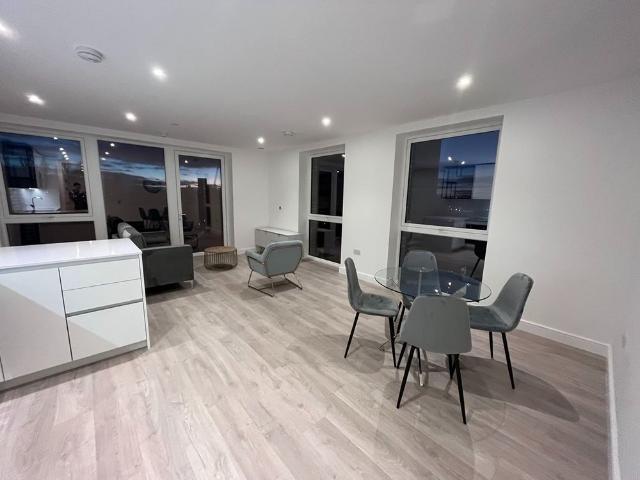 2 Bed Flat, Affinity House, HA0