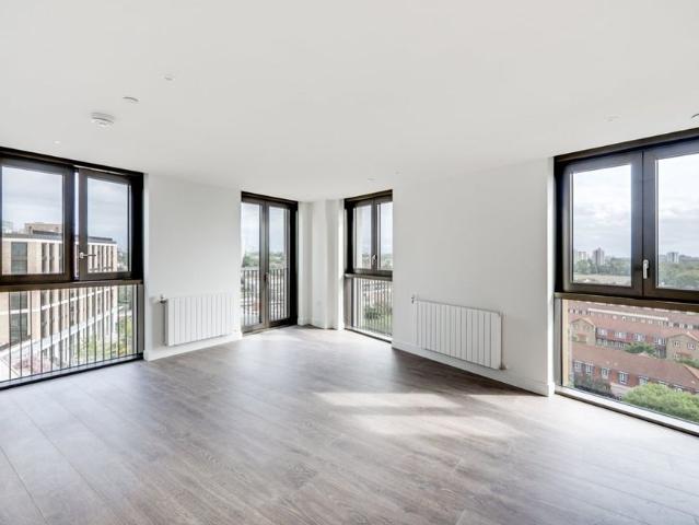 2 Bed Flat, Affinity View, E16