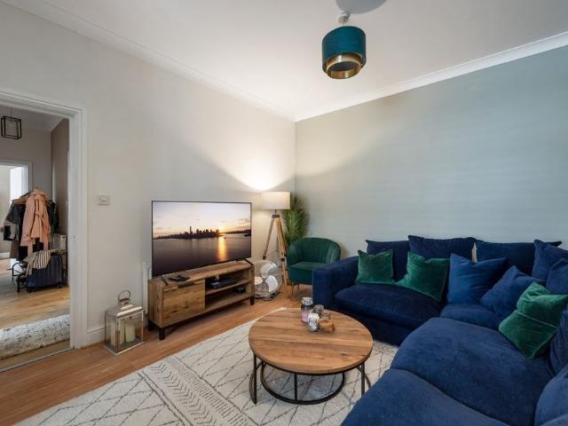 2 Bed Flat, Albany Court, E1
