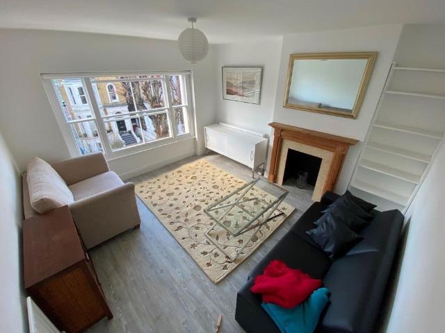 2 Bed Flat, Aldridge Road Villas, W11