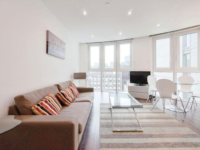 2 Bed Flat, Alie Street, E1