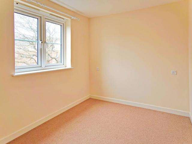 2 Bed Flat Apartment to rent
