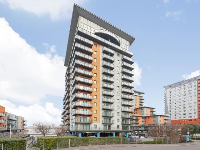 2 bed flat / apartment jigger mast house woolwich se18 truepenny's