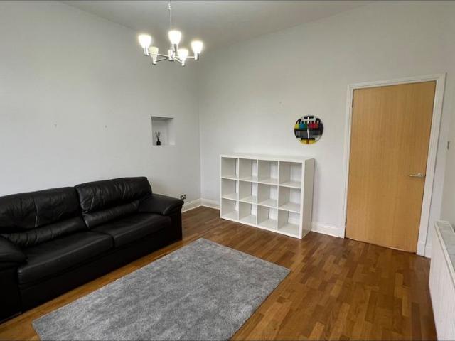 2 Bed Flat, Argyle Street, G3
