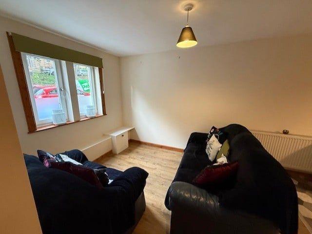 2 Bed Flat, Ark Lane, G31