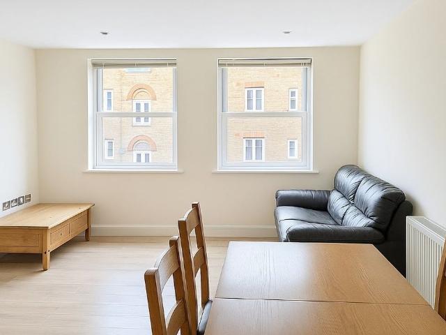 2 Bed Flat, Ashburnham Place, SE10