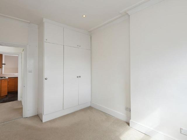 2 Bed Flat, Buckland Crescent, NW3