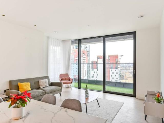 2 Bed Flat, Bagshaw Building, E14