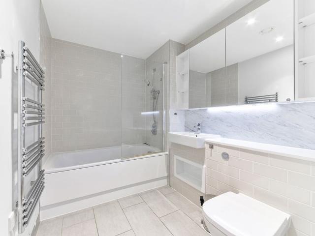 2 Bed Flat, Baldwin Point, SE17
