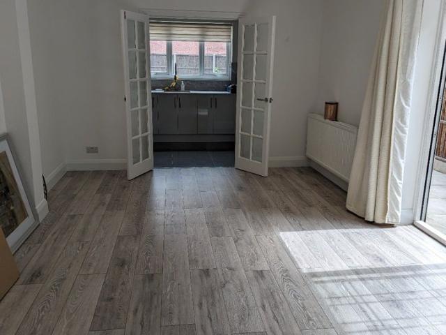 2 Bed Flat, Ballards Lane, N3