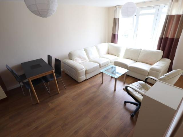 2 Bed Flat, Beauchamp House, CV1