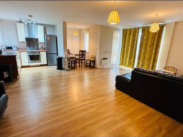 2 Bed Flat, Beauchamp House, CV1