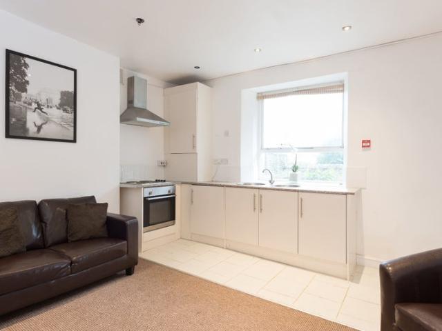 2 Bed Flat, Beech Hill Rd, S10