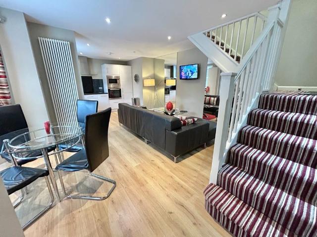 2 Bed Flat, Belgrave Terrace, AB25